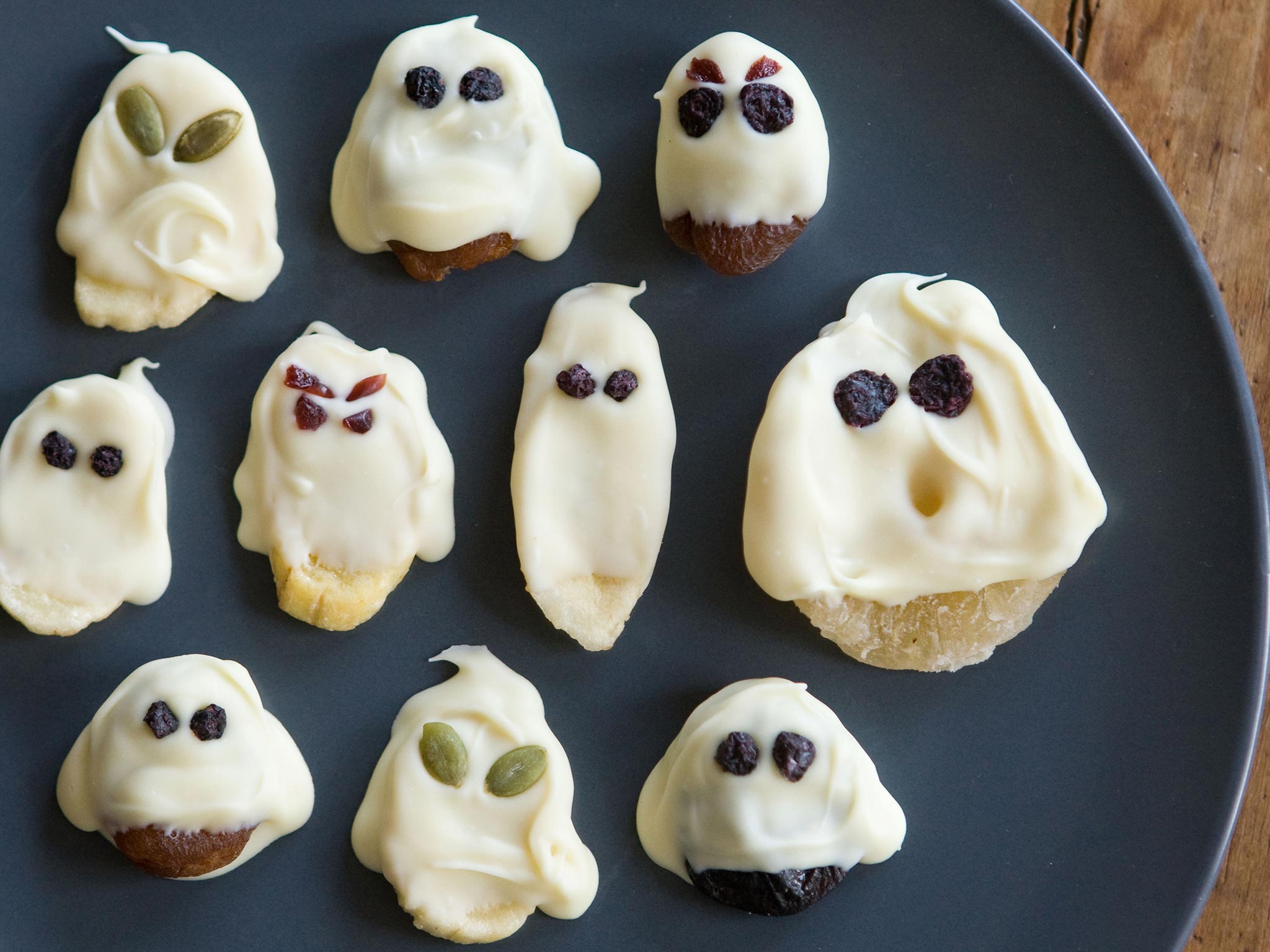 Recipe: White Chocolate Ghosts | Whole Foods Market