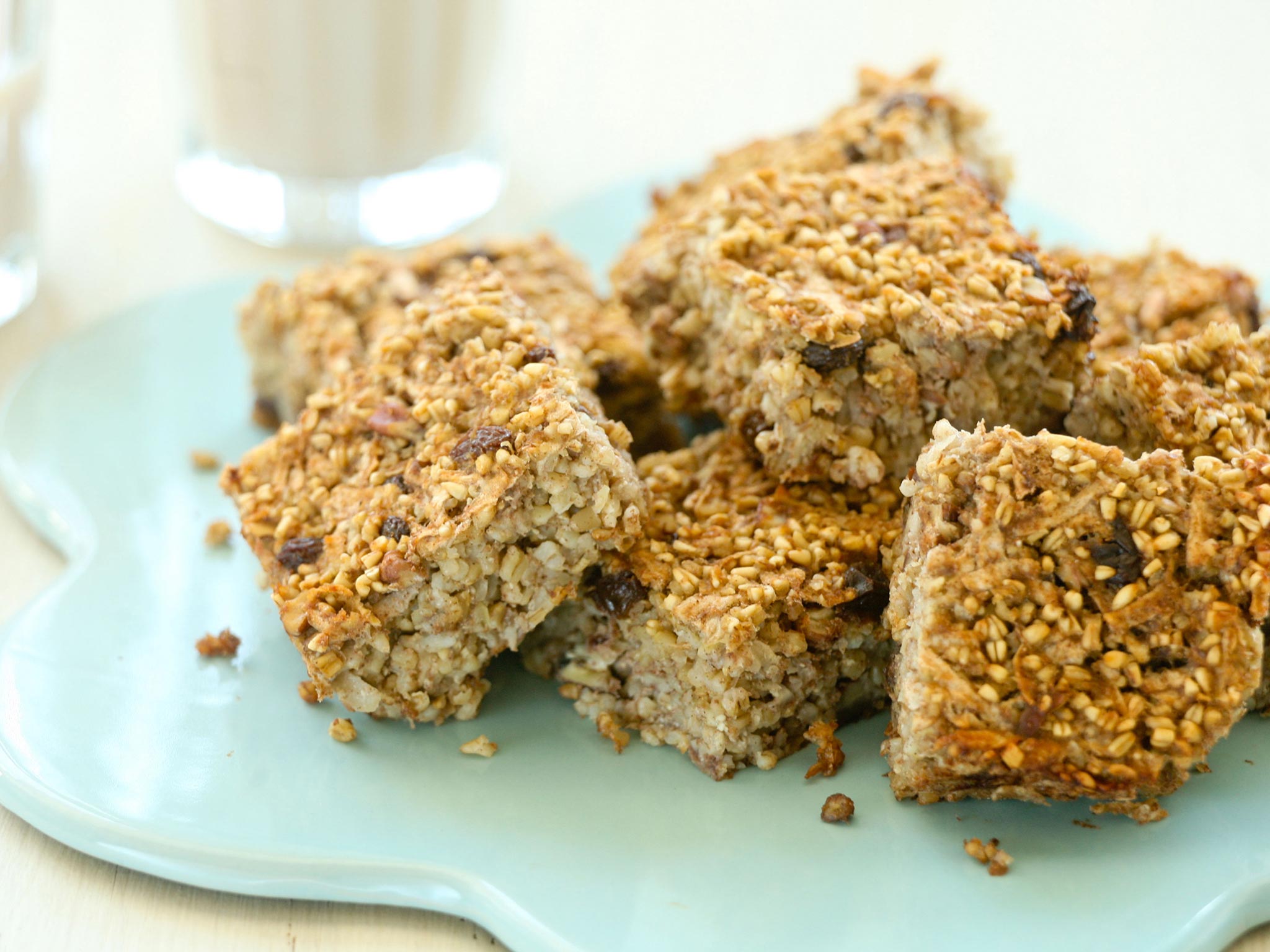 Recipe: Apple-Cinnamon Oat Squares | Whole Foods Market
