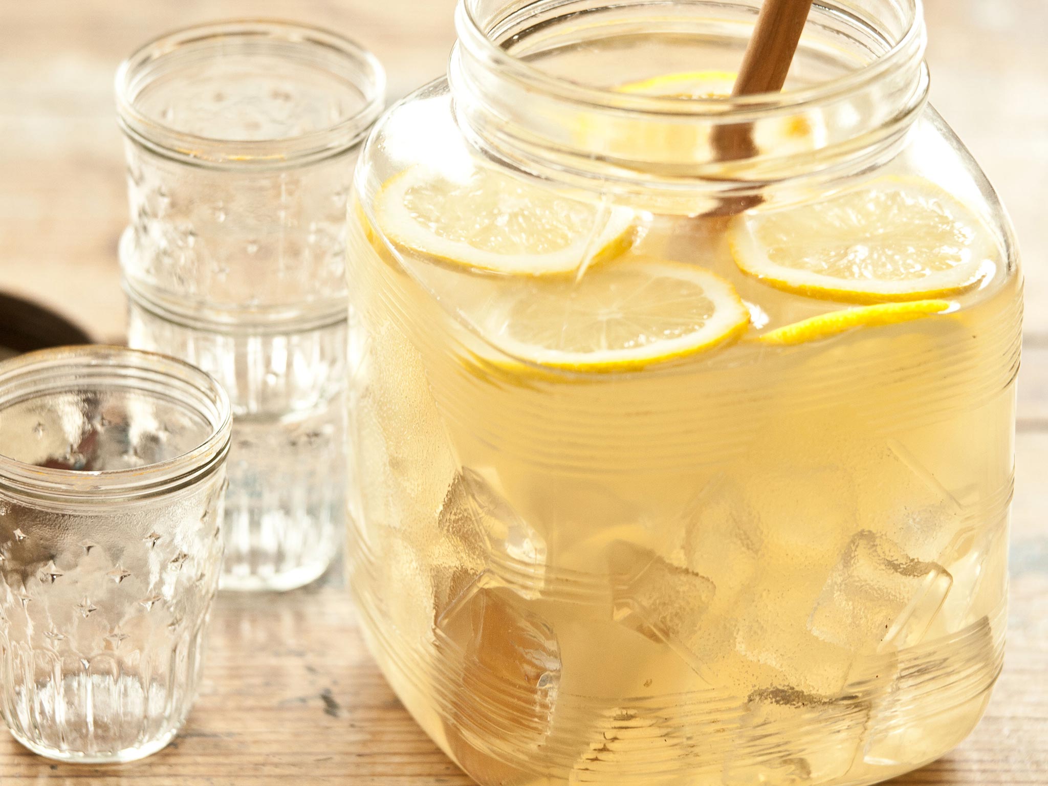 Recipe: Summer Lemonade or Limeade | Whole Foods Market