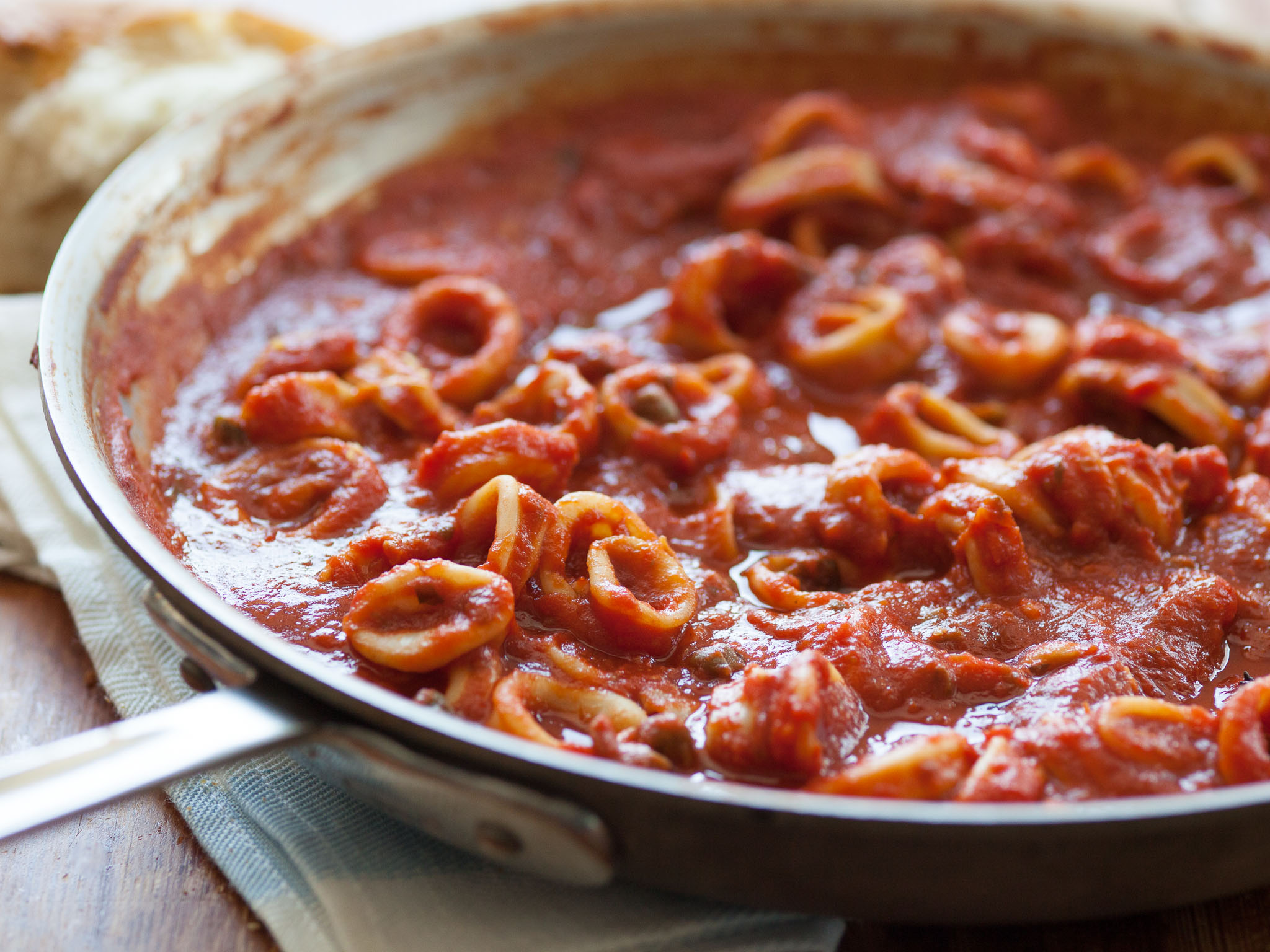 Recipe: Spicy Quick-Cooking Calamari | Whole Foods Market